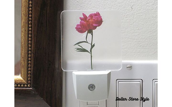 6 Inexpensive Ways to Personalize Your Bathroom | Simplify 6 Inexpensive Ways to Personalize Your Bathroom | Simplify