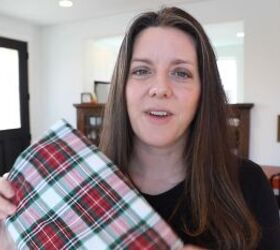 Plaid Christmas Decor : Inside My Cottage Holiday Decorating Routine ...